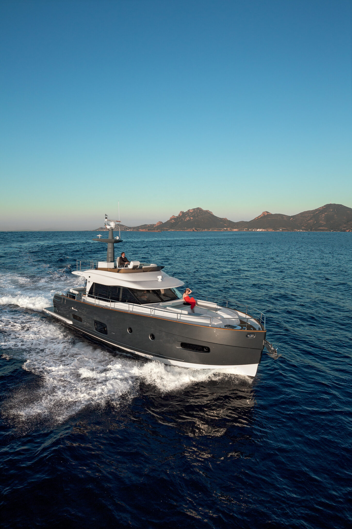 AZIMUT 53 MAGELLANO - PowerBoats PowerBoats